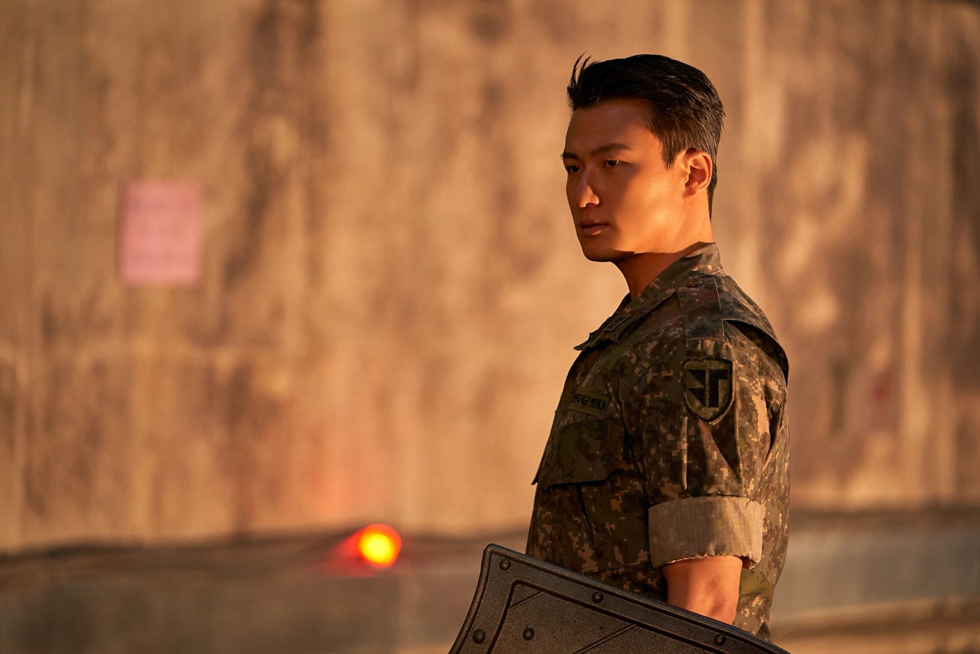 OMNISCIENT READER drops more stills for Yoo Sangah, Jung Heewon, Lee Jihye, and more