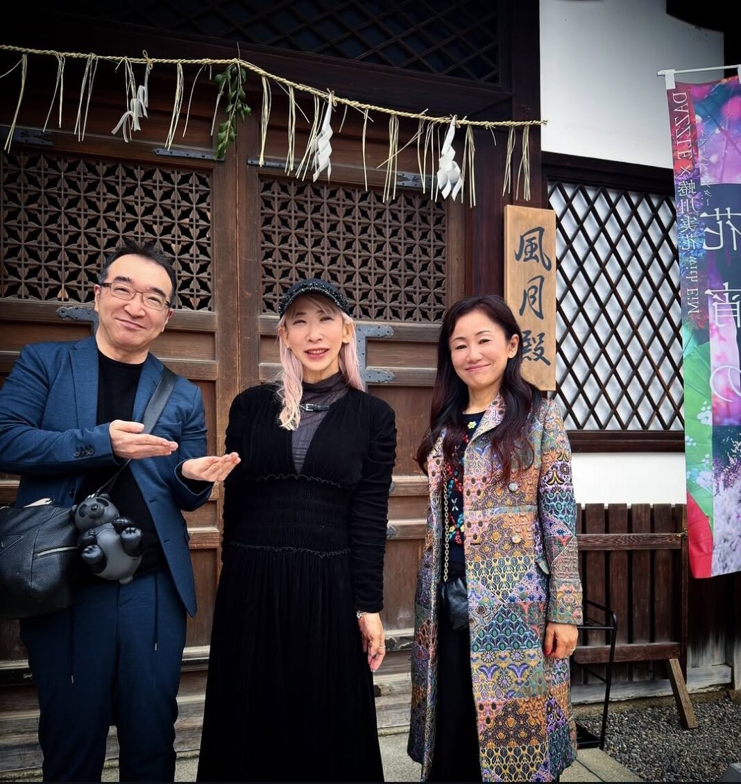 Naoko Takeuchi and Yoshihiro Togashi stun in recent photo